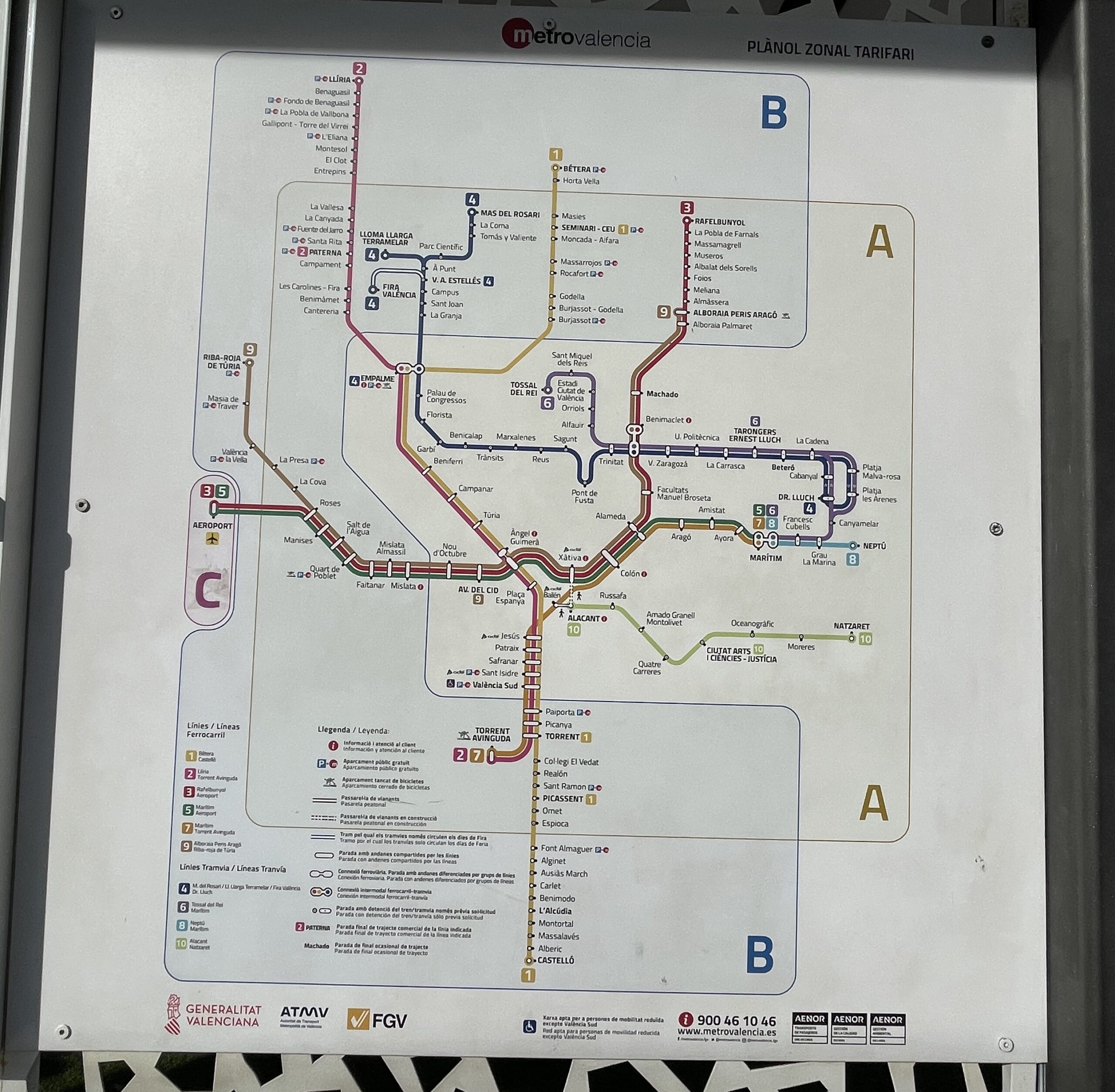 3 Day in Valencia itinerary: Budget travellers guide - Bev & Shams ...